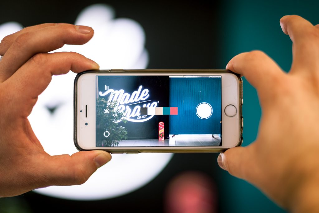 Pantone’s New App(lication) of Colour | MadeBrave®